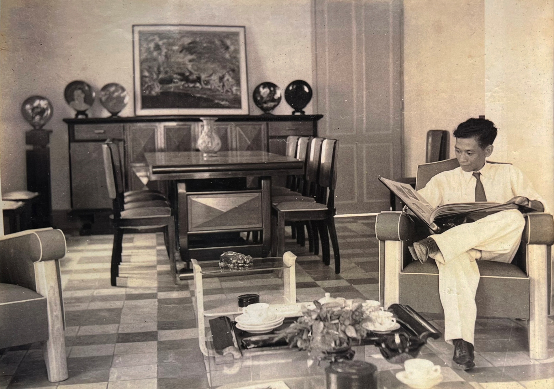 Tranh sơn mài "Ngư tảo" của Nguyễn Huyến (1915 – 1994) - Viet Art View